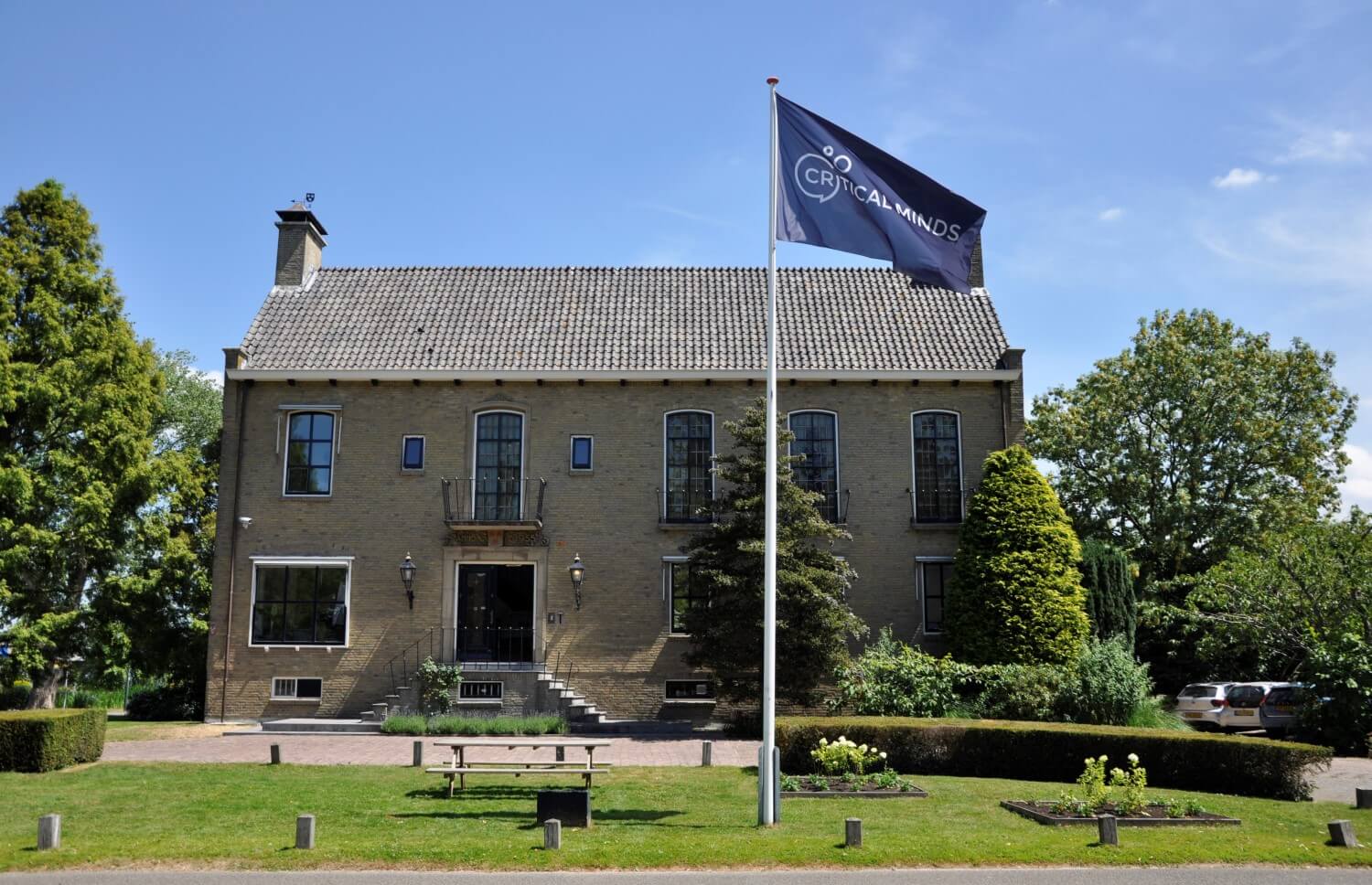 Project: Critical Minds - Secoff